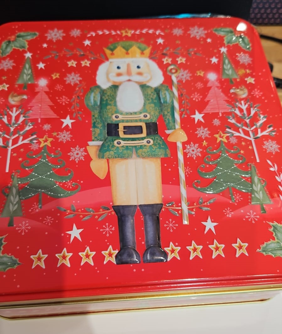 Farmhouse Festive Biscuit Selection – The Olive Tree Company